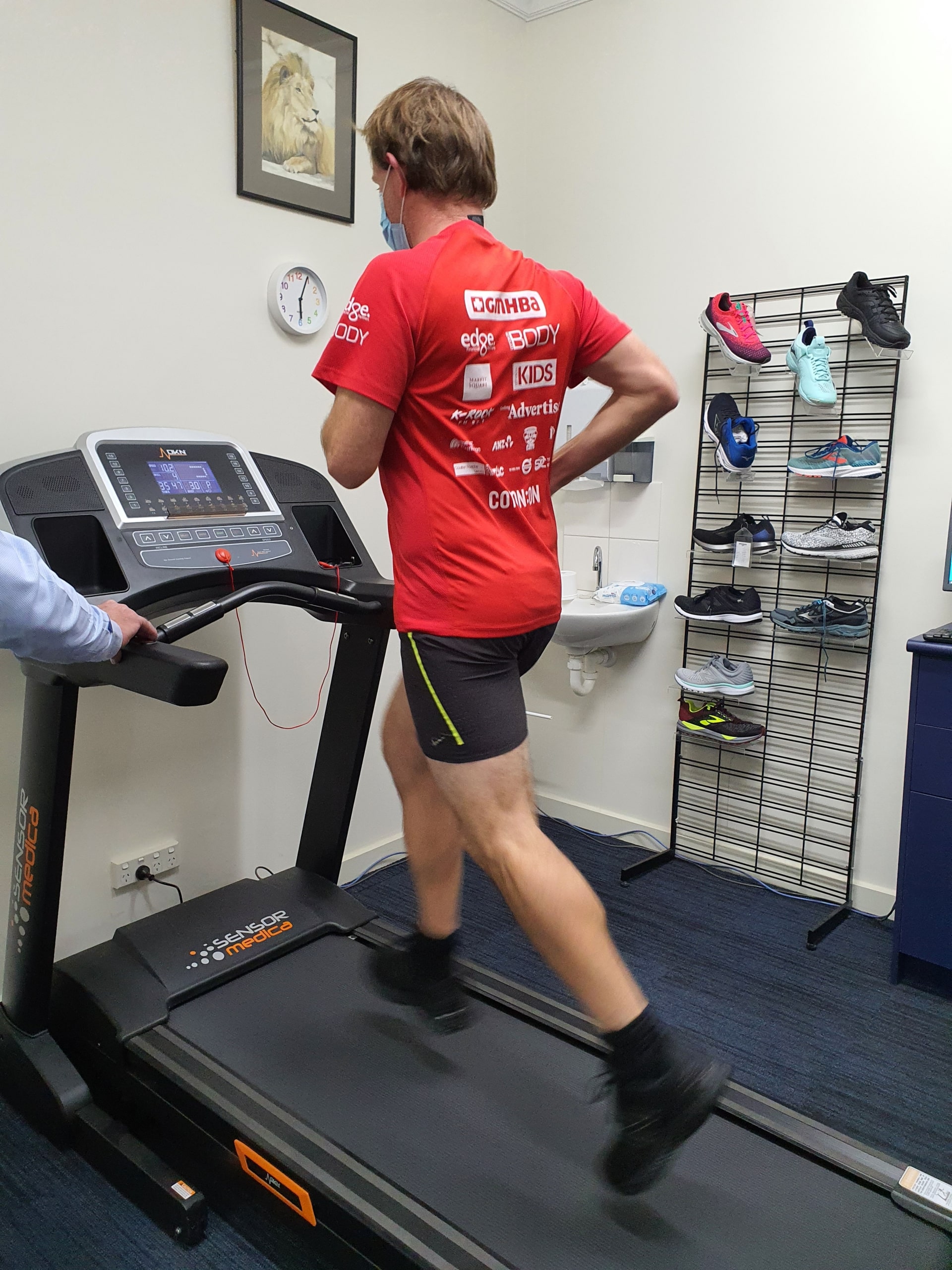 Plantar Pressure Data Acquisition and Analysis for Treadmill - Stepforce